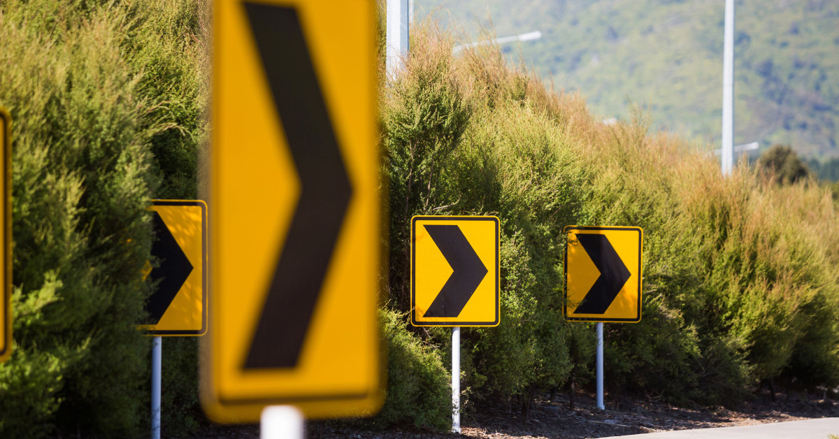 Approach Signs | Higgins